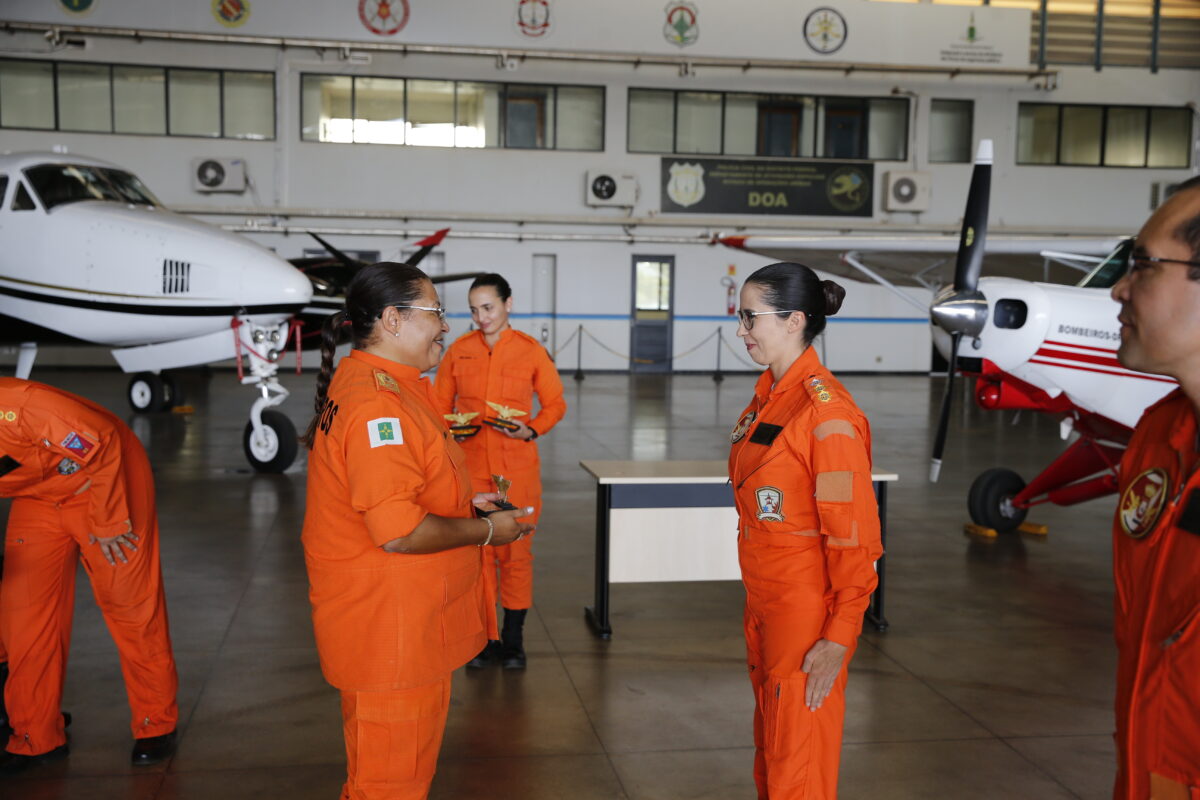Novos comandantes de aeronave do CBMDF - CBMDF