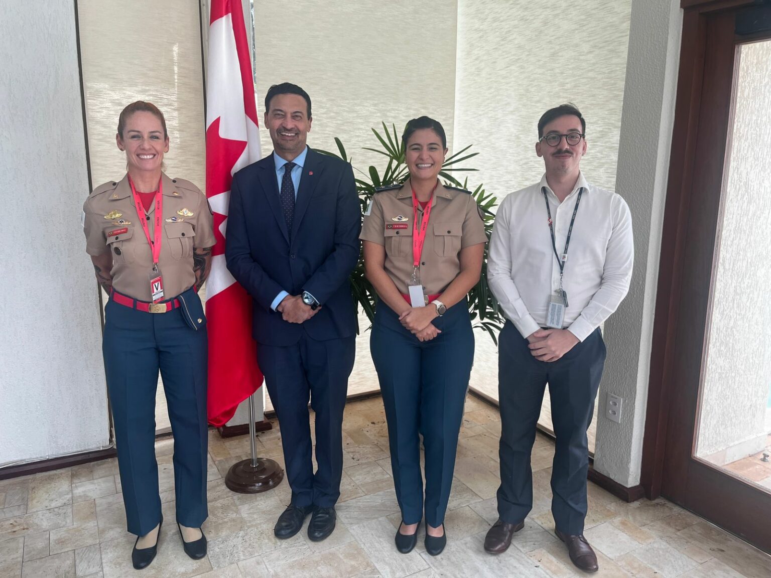 ASCOP realiza reunião na Embaixada do Canadá - CBMDF